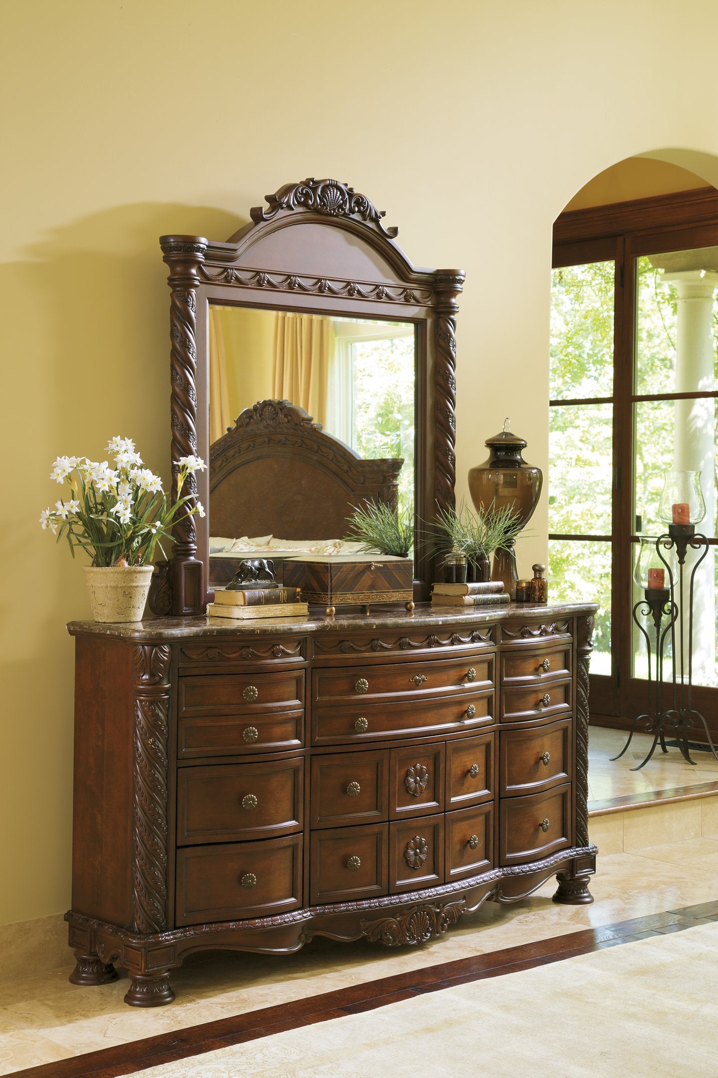 North shore furniture clearance store